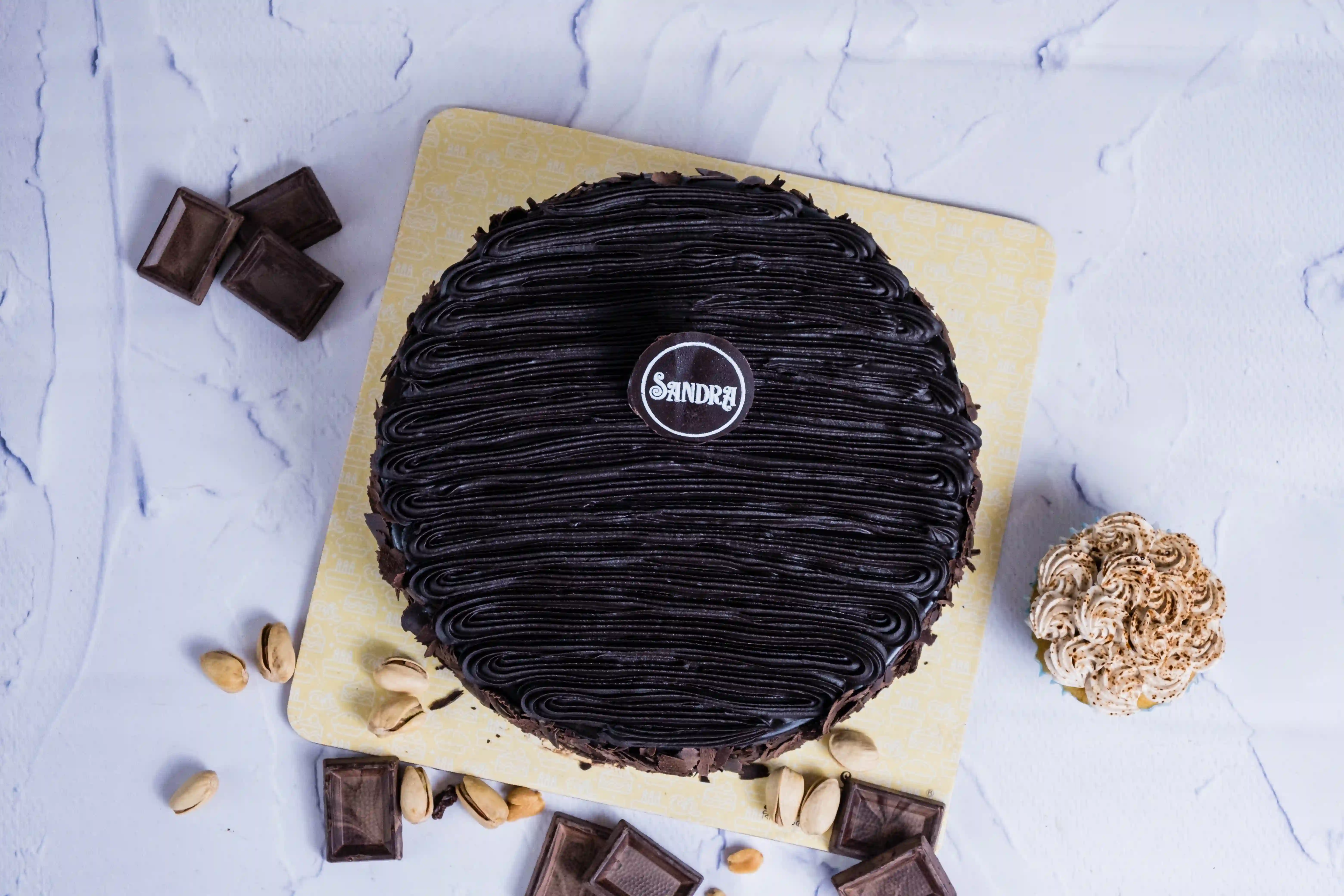 Chocolate Coated Cake 500gm - Sandra Food Delivery